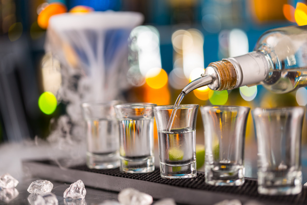 Coronavirus : la vodka ne vous sauvera pas du SARS CoV-2 Coronavirus : la vodka ne vous sauvera pas du SARS CoV-2